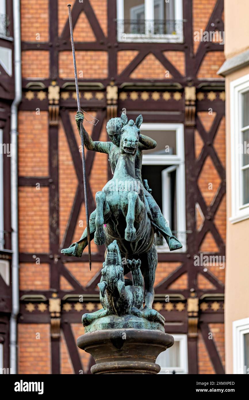 St george monument hi-res stock photography and images - Alamy