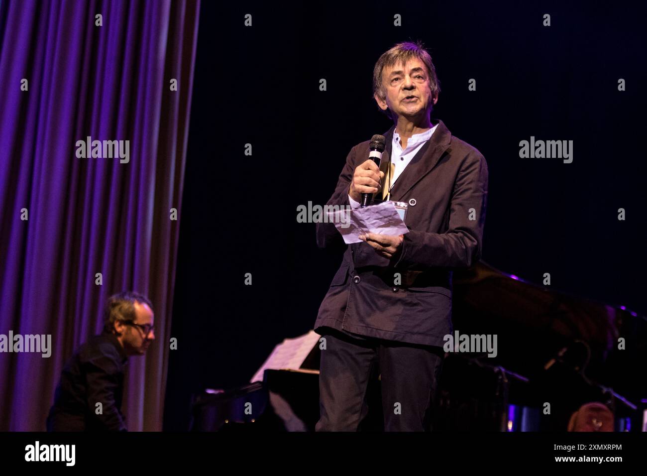 John cullum hi-res stock photography and images - Alamy