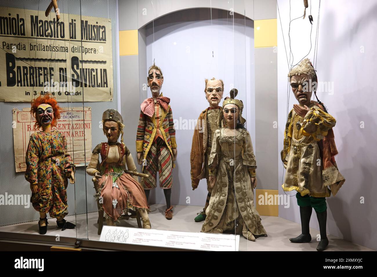 The puppets castle hi-res stock photography and images - Alamy