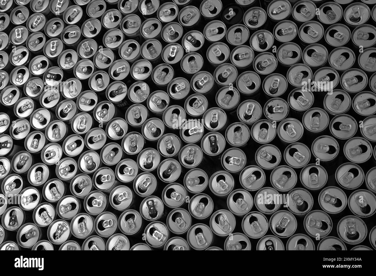 empty aluminum cans texture as easy industry background Stock Photo - Alamy