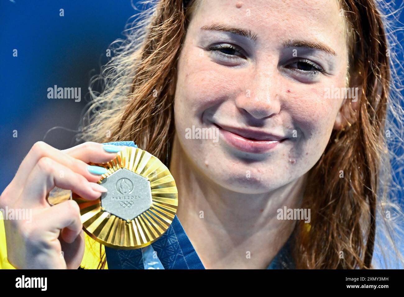 Paris, France. 29th July, 2024. Mollie O'Callaghan of Australia shows ...