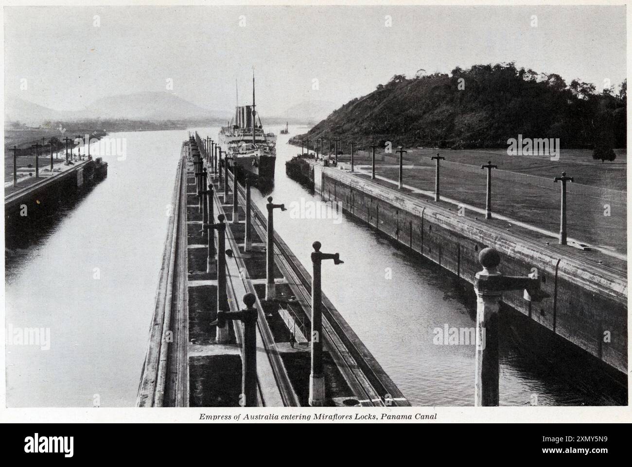Canadian Pacific cruise liner, Empress of Australia Stock Photo - Alamy