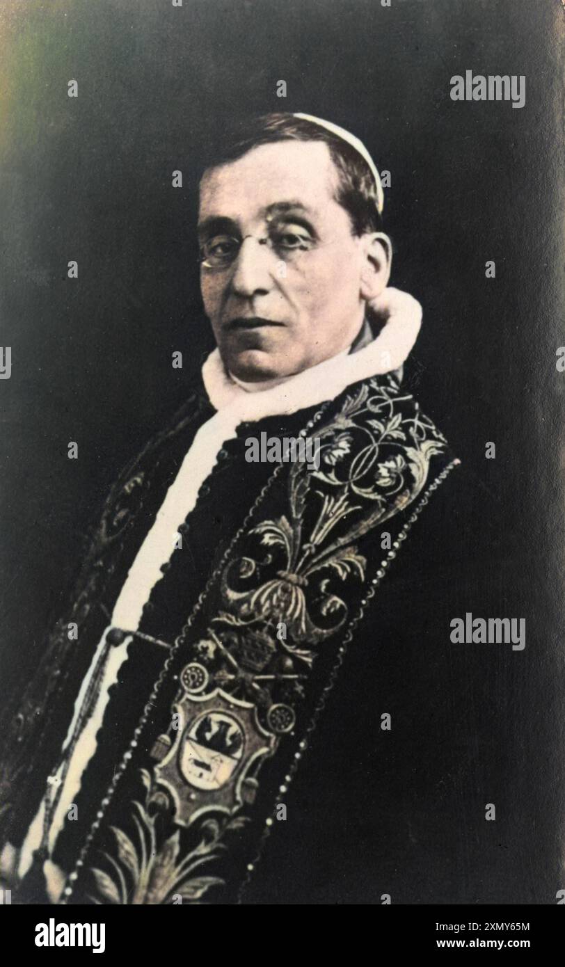 Pope benedict xv hi-res stock photography and images - Alamy