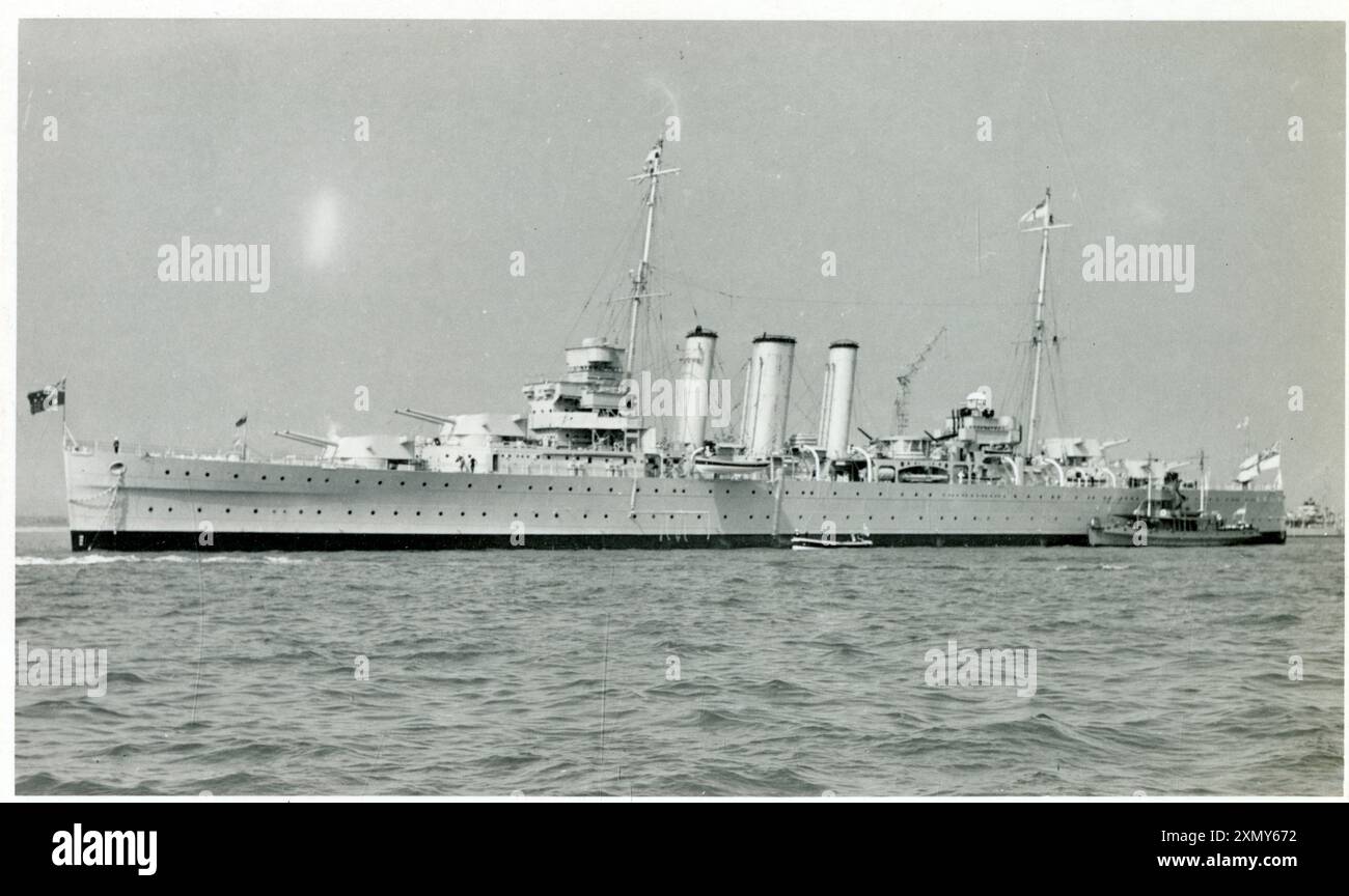 HMAS Australia Kent Class cruiser D84 Stock Photo - Alamy
