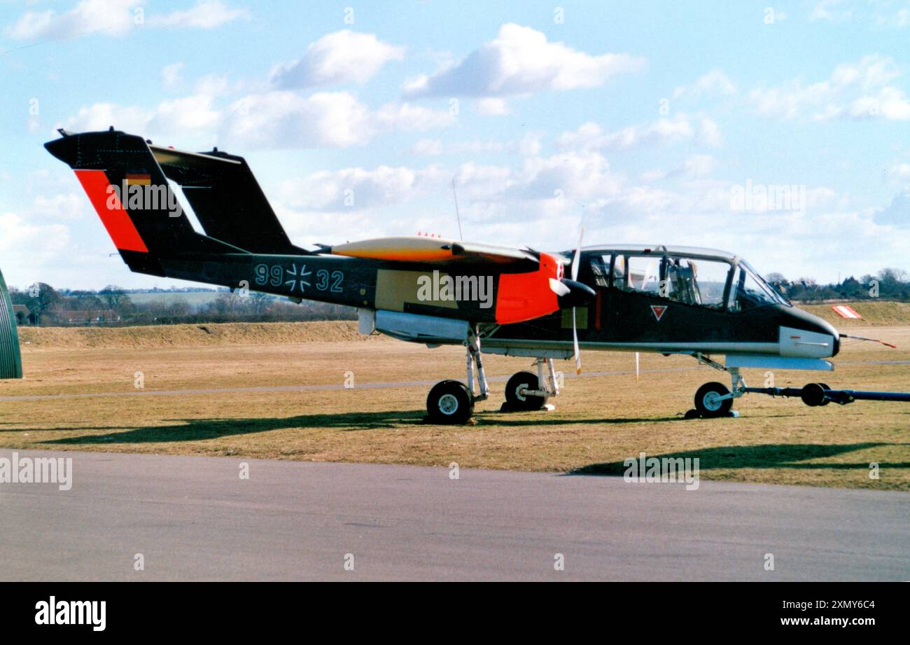 North American Rockwell OV-10D Bronco G-BZGK / 99+32 Stock Photo - Alamy