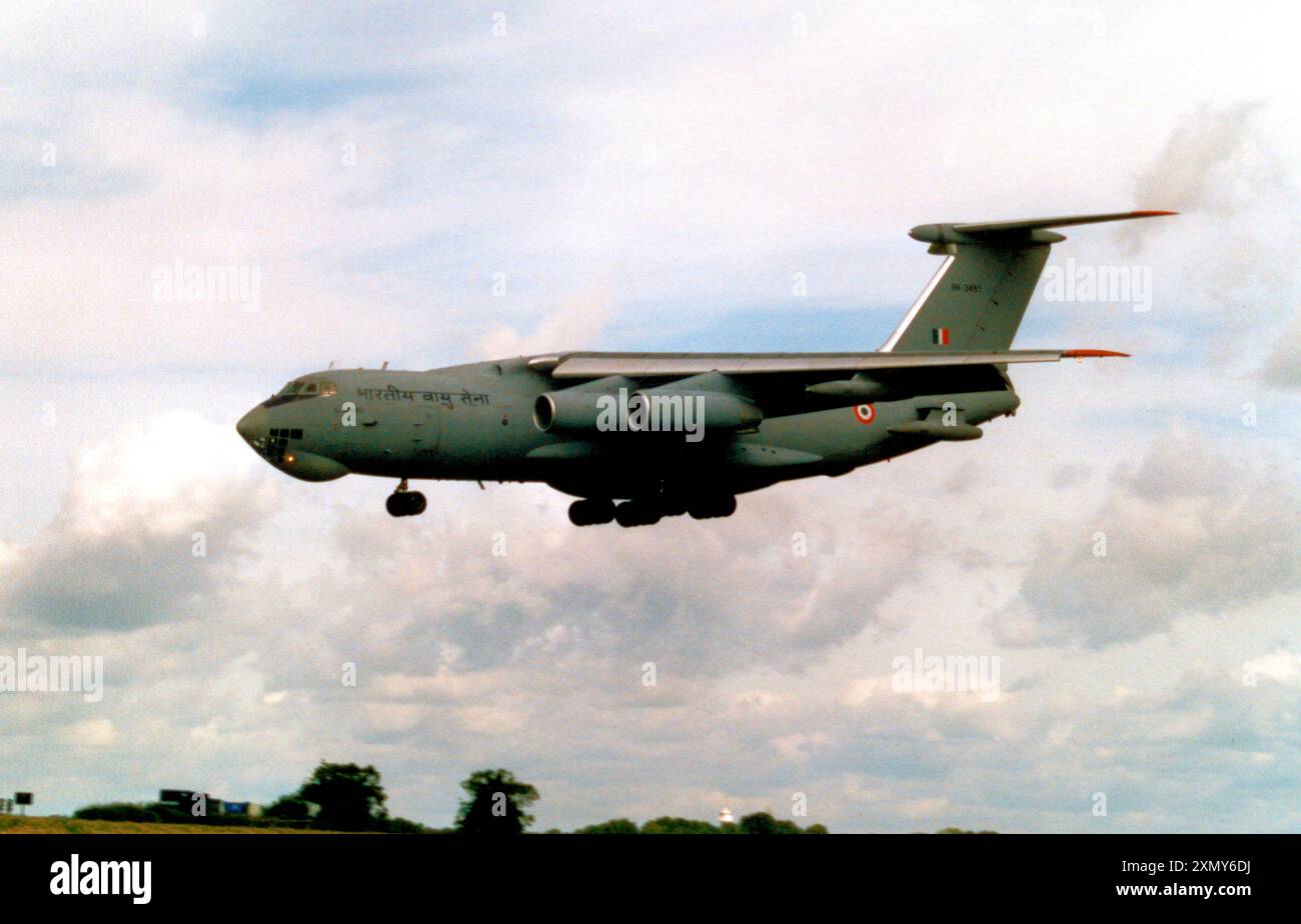 Ilyushin il 78mki hi-res stock photography and images - Alamy