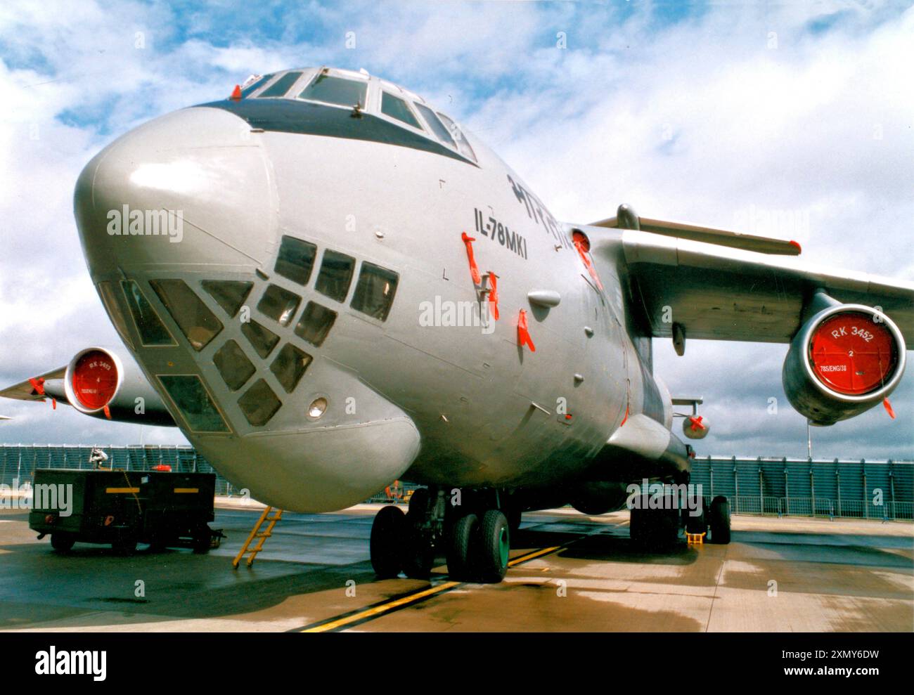 Ilyushin il 78mki hi-res stock photography and images - Alamy