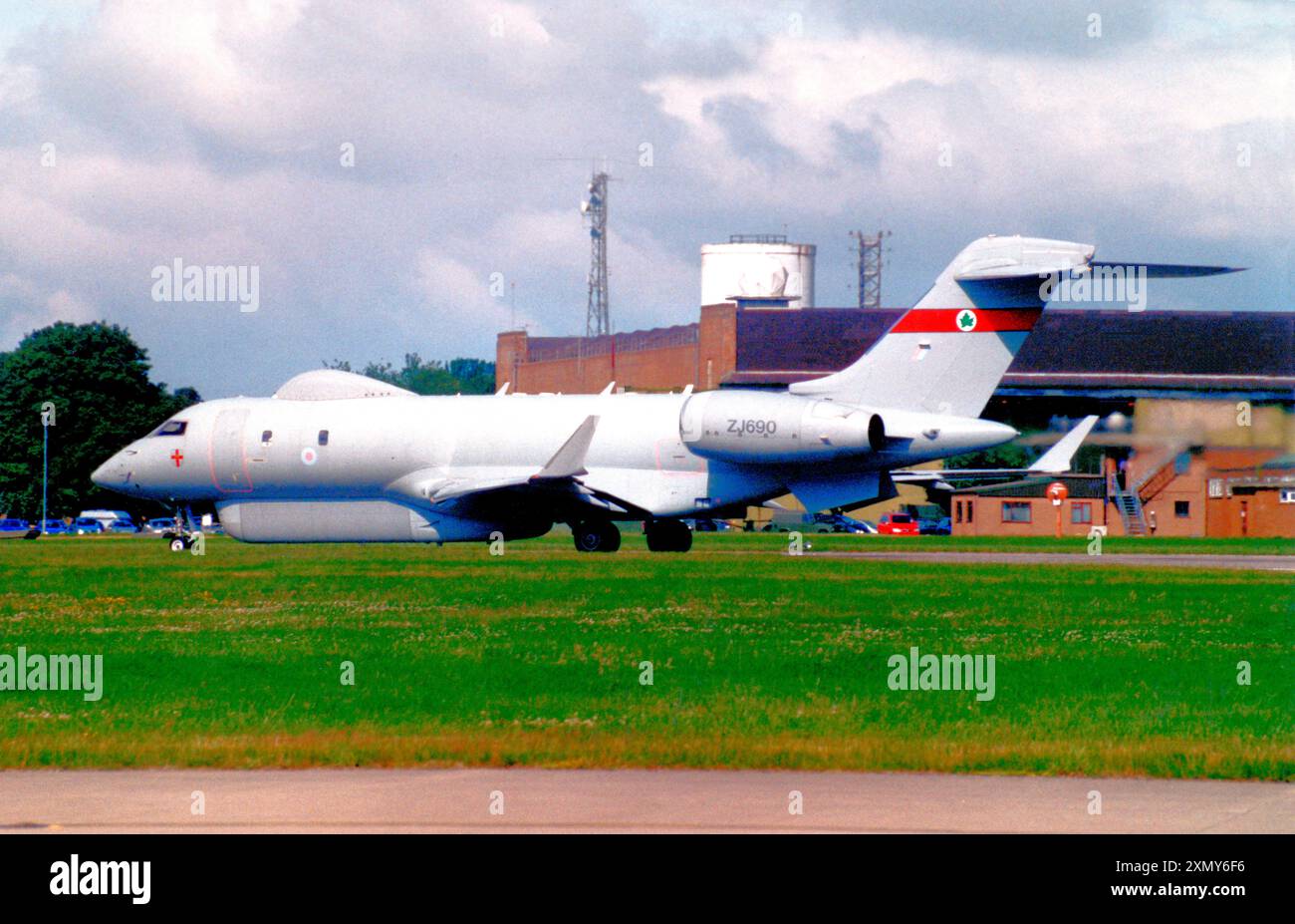 Bombardier sentinel r 1 hi-res stock photography and images - Alamy