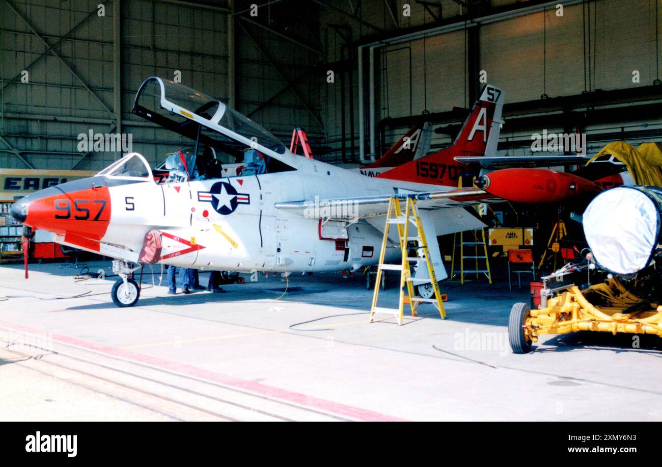 American rockwell hi-res stock photography and images - Alamy