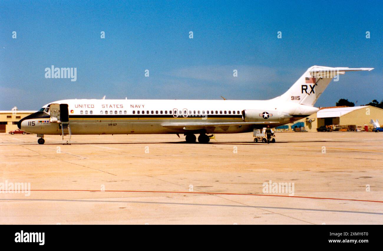 McDonnell Douglas C-9B Skytrain II 159115 Stock Photo - Alamy