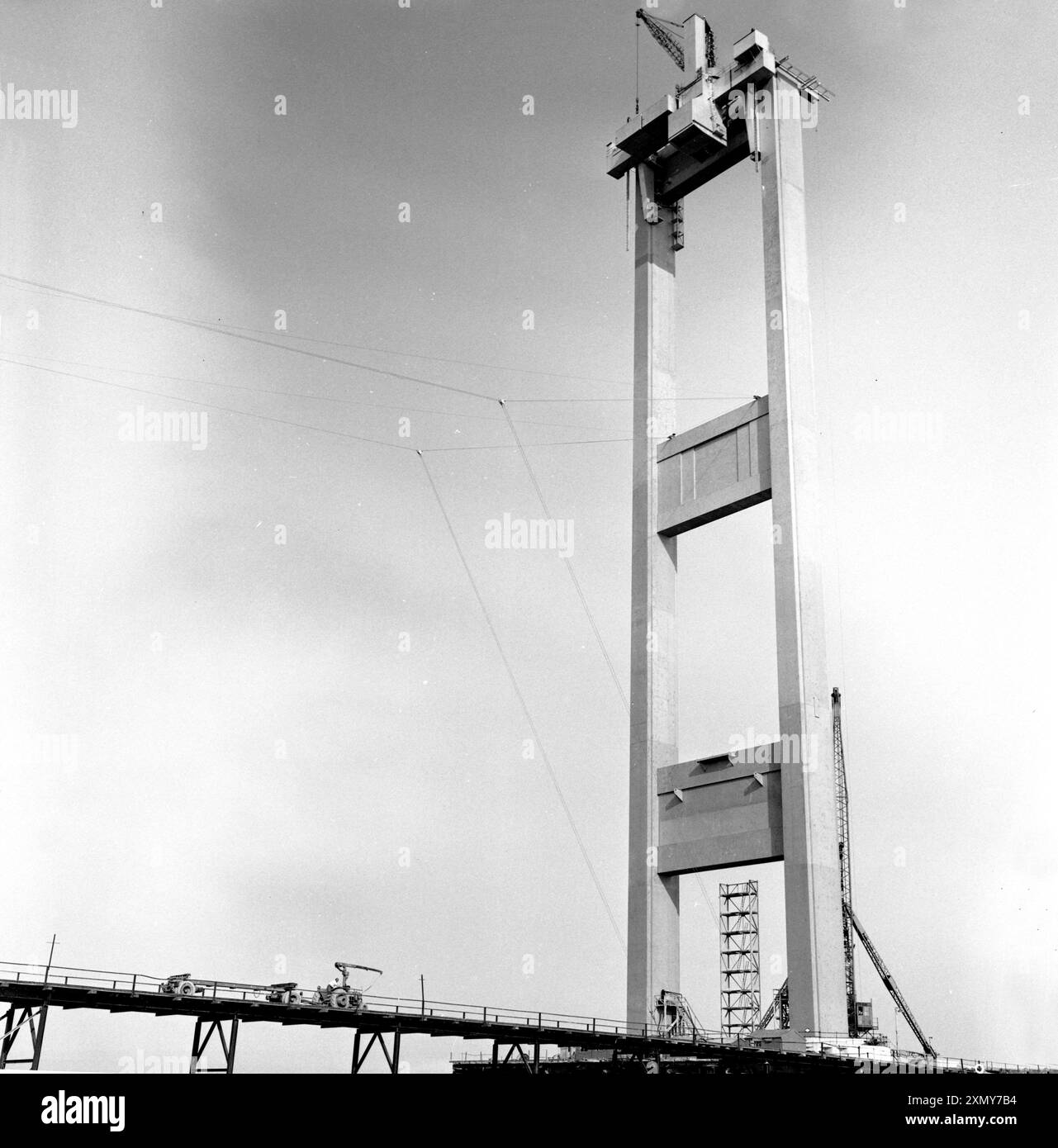 Building the Severn Bridge Stock Photo - Alamy