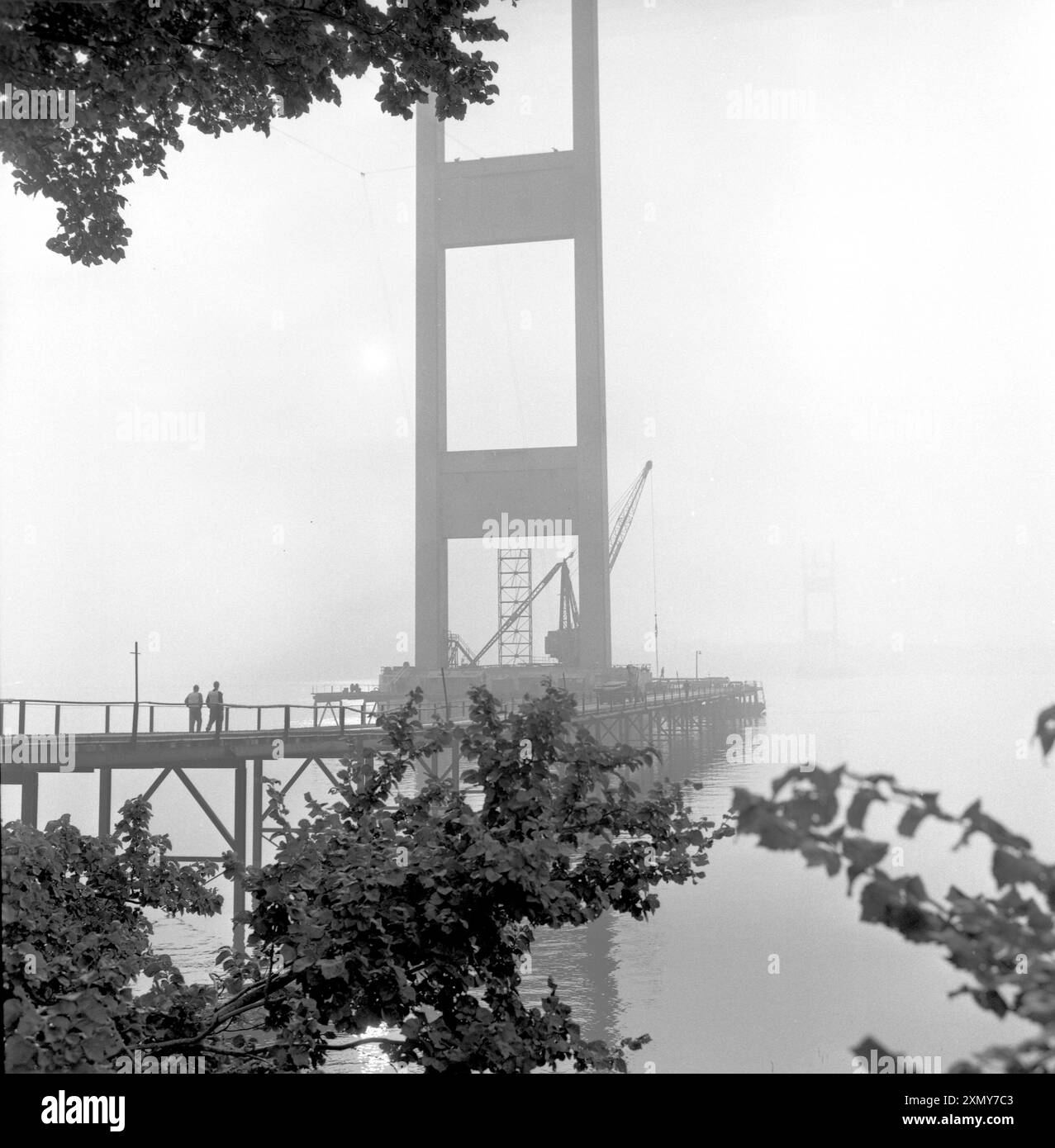 Building the Severn Bridge Stock Photo - Alamy