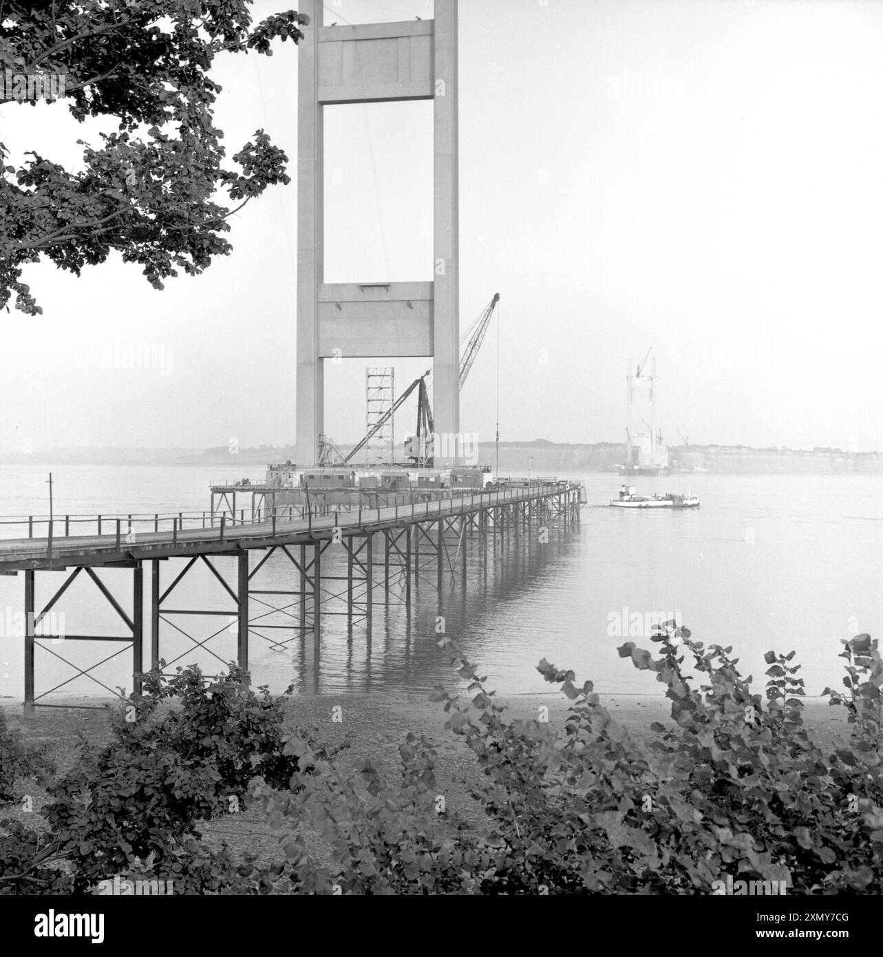 Building the Severn Bridge Stock Photo - Alamy