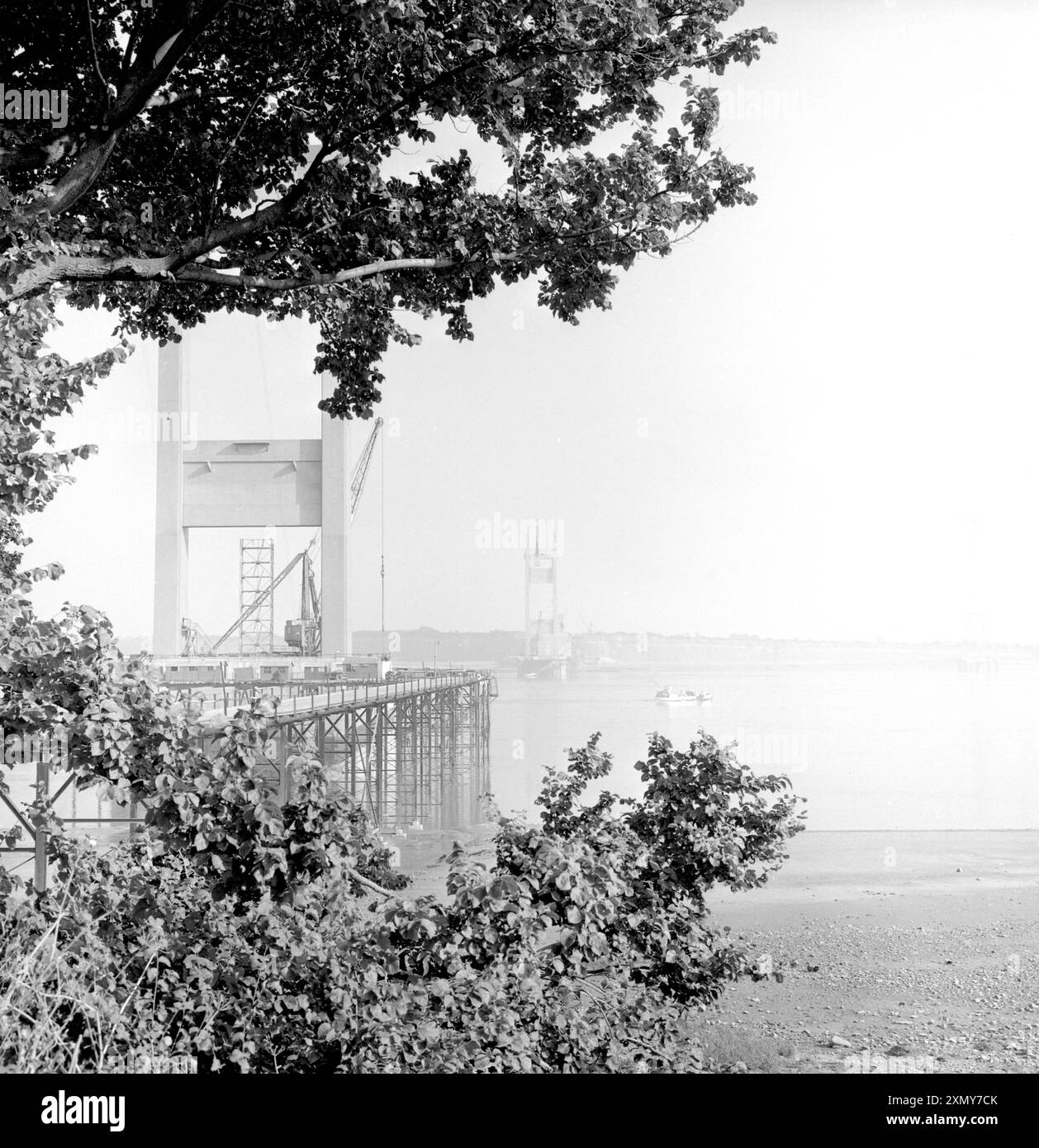 Building the Severn Bridge Stock Photo - Alamy