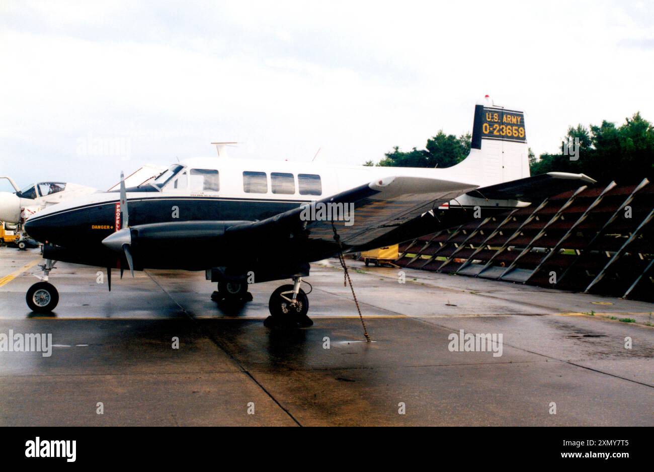 Beech 65 Queen Air N6167A - 82-23659 Stock Photo - Alamy