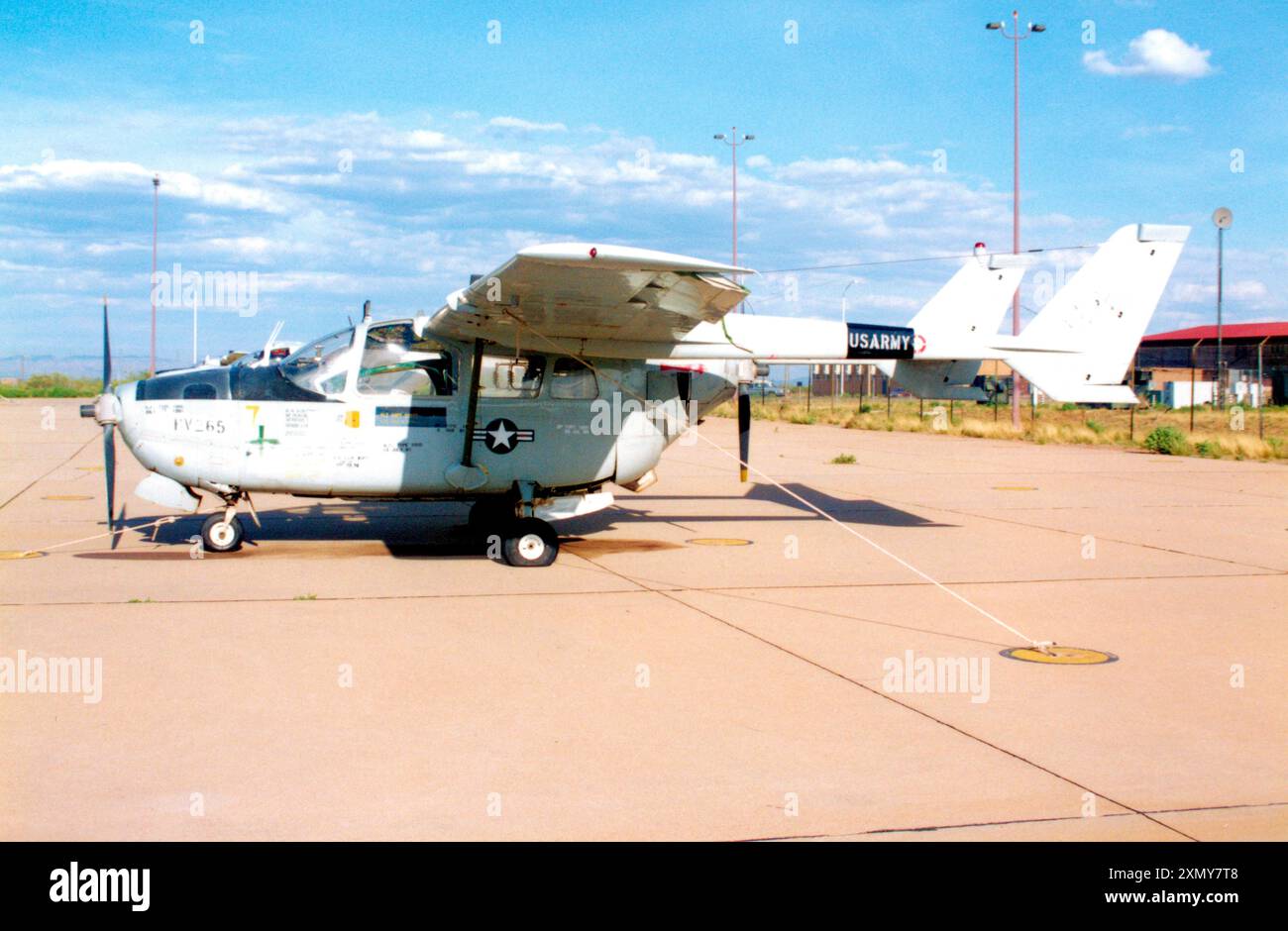 Cessna o 2 skymaster hi-res stock photography and images - Alamy