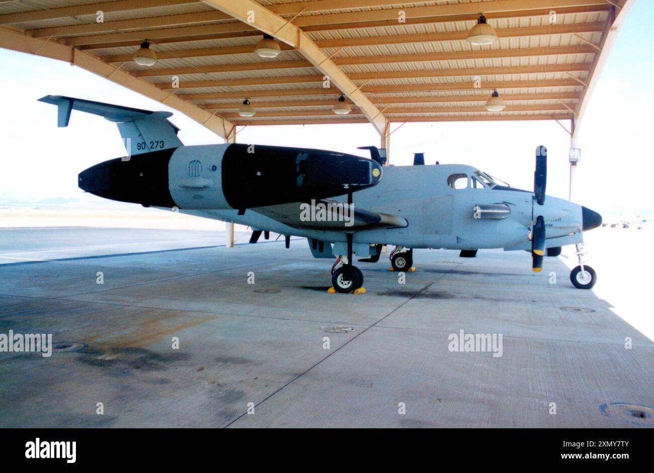 Rc 12x guardrail hi-res stock photography and images - Alamy