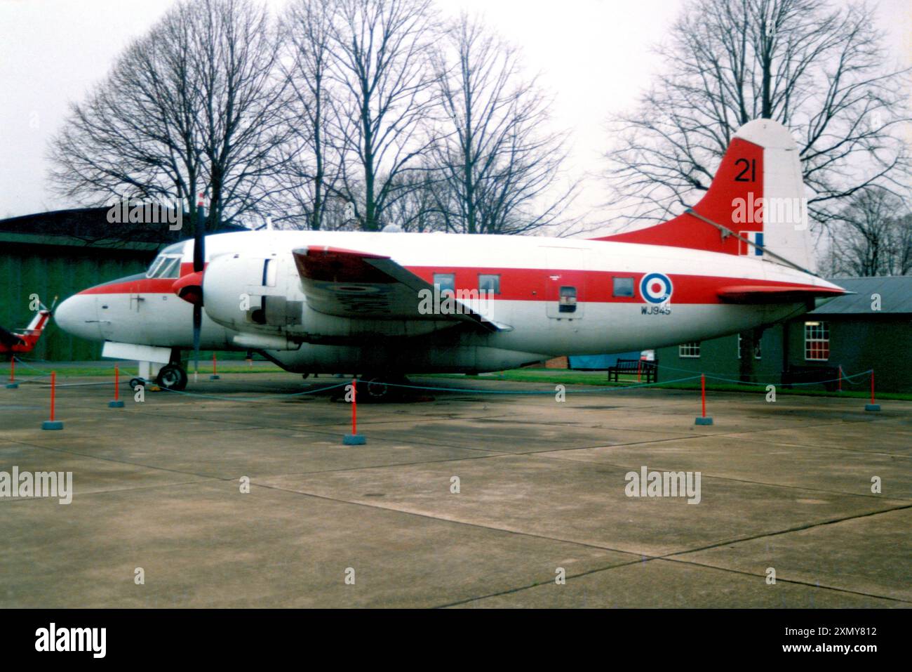 Vickers Varsity T.1 G-BEDV - WJ945 Stock Photo - Alamy