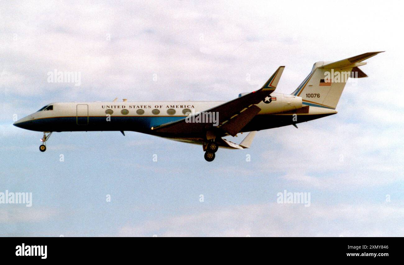 Gulfstream c 37 hi-res stock photography and images - Alamy