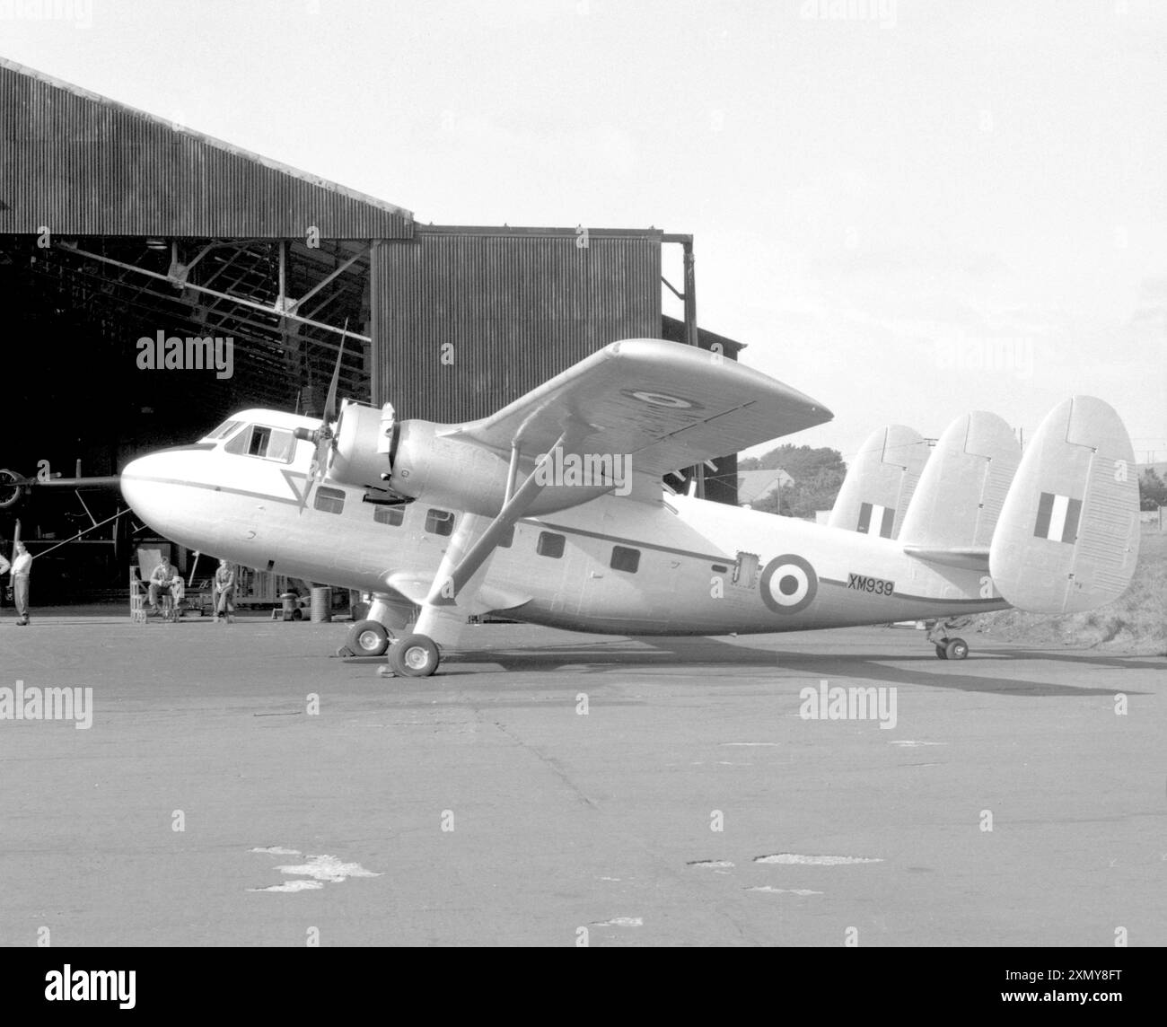 Scottish Aviation Twin Pioneer CC.1 XM939 Stock Photo - Alamy