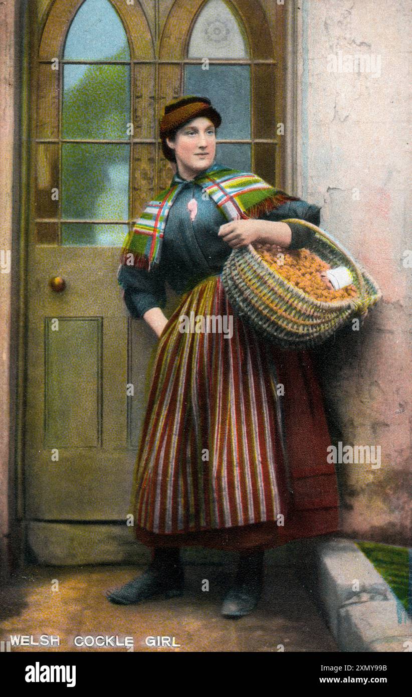 Cockle gathering hi-res stock photography and images - Alamy