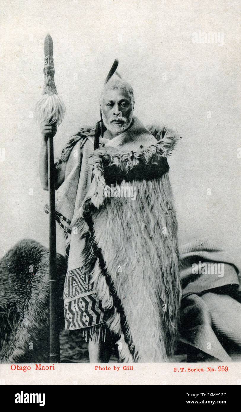Maori cloak hi-res stock photography and images - Alamy