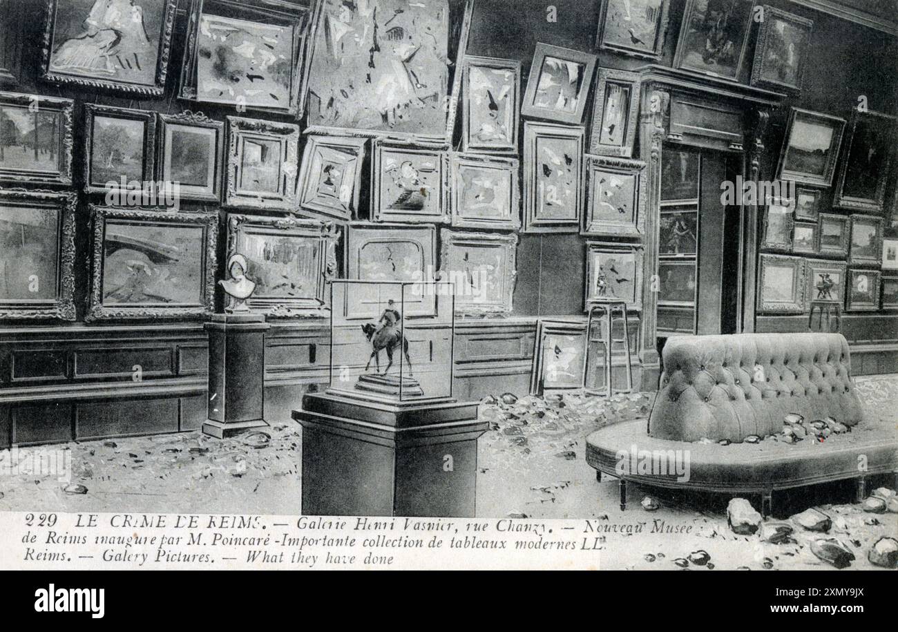 WW1 - Damage to the Henry Vasnier Gallery, Reims Stock Photo - Alamy