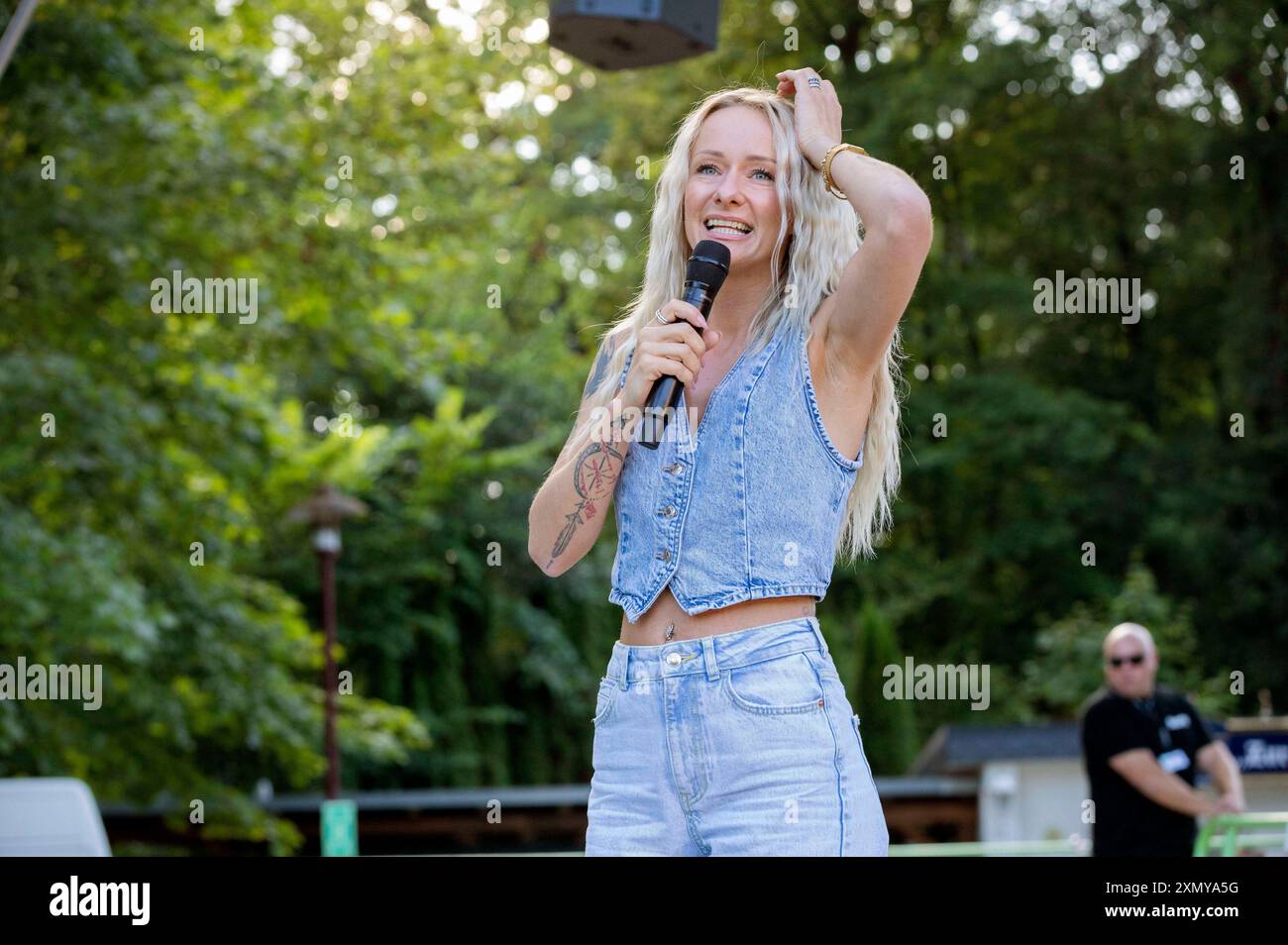 Christin Stark beim 77. Sommer-, Sport- und Parkfest im Schlosspark ...