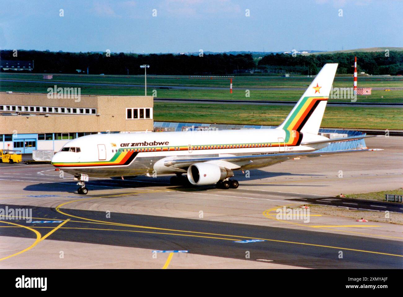 Boeing 767 aircraft model hi-res stock photography and images - Alamy