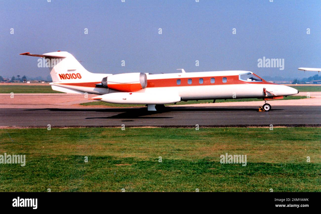 Learjet aircraft hi-res stock photography and images - Alamy