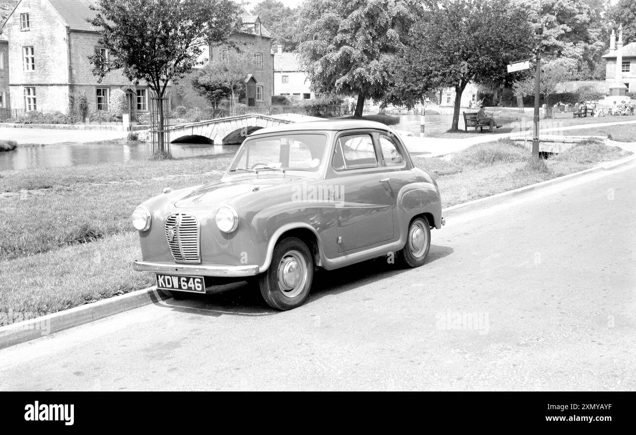Austin A35 saloon KDW 646 Stock Photo - Alamy