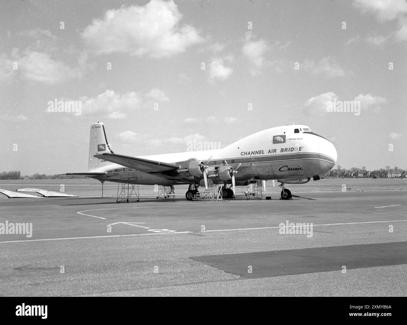 Aviation traders atl 98 carvair hi-res stock photography and images - Alamy