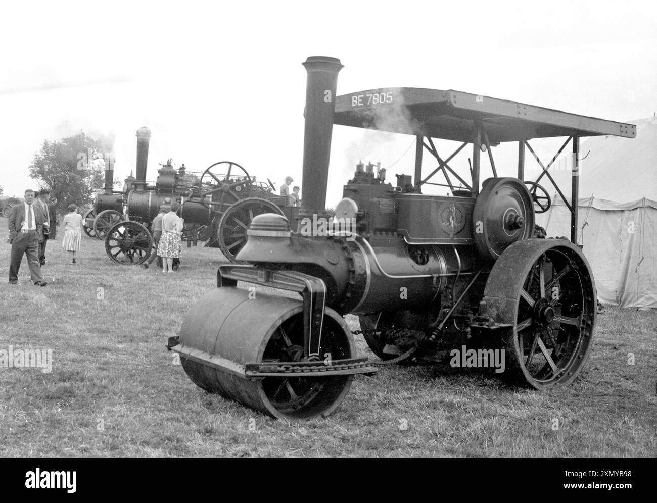 Marshall steam traction engine Black and White Stock Photos & Images ...