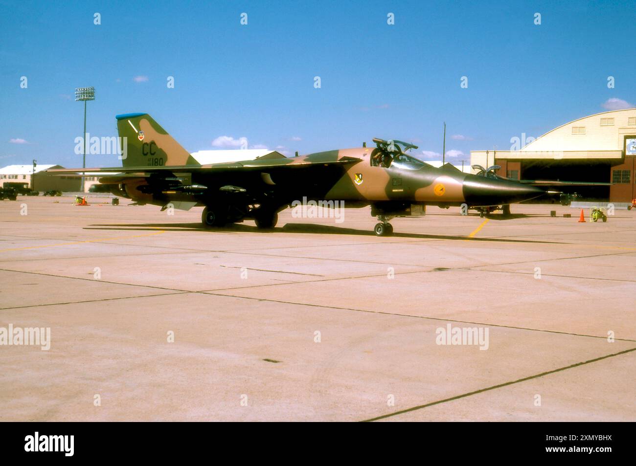 General dynamics 111 usaf hi-res stock photography and images - Alamy