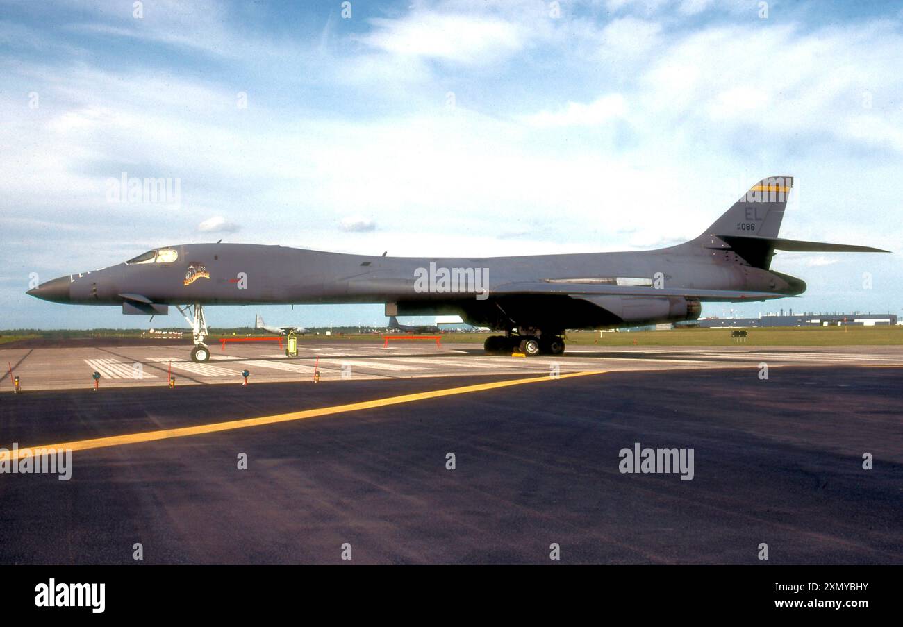 Rockwell B-1B Lancer 85-0086 Stock Photo - Alamy