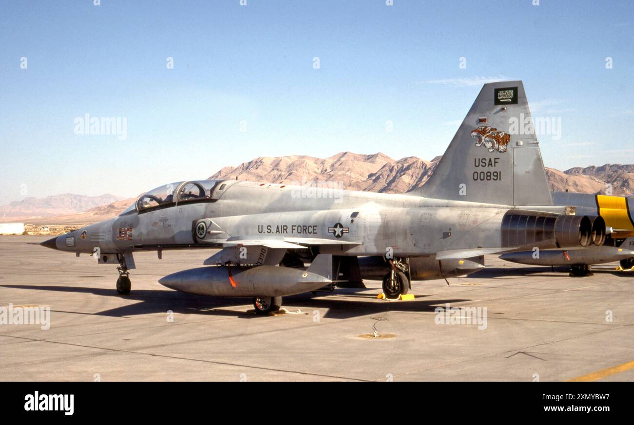 F 5 tiger ii hi-res stock photography and images - Alamy