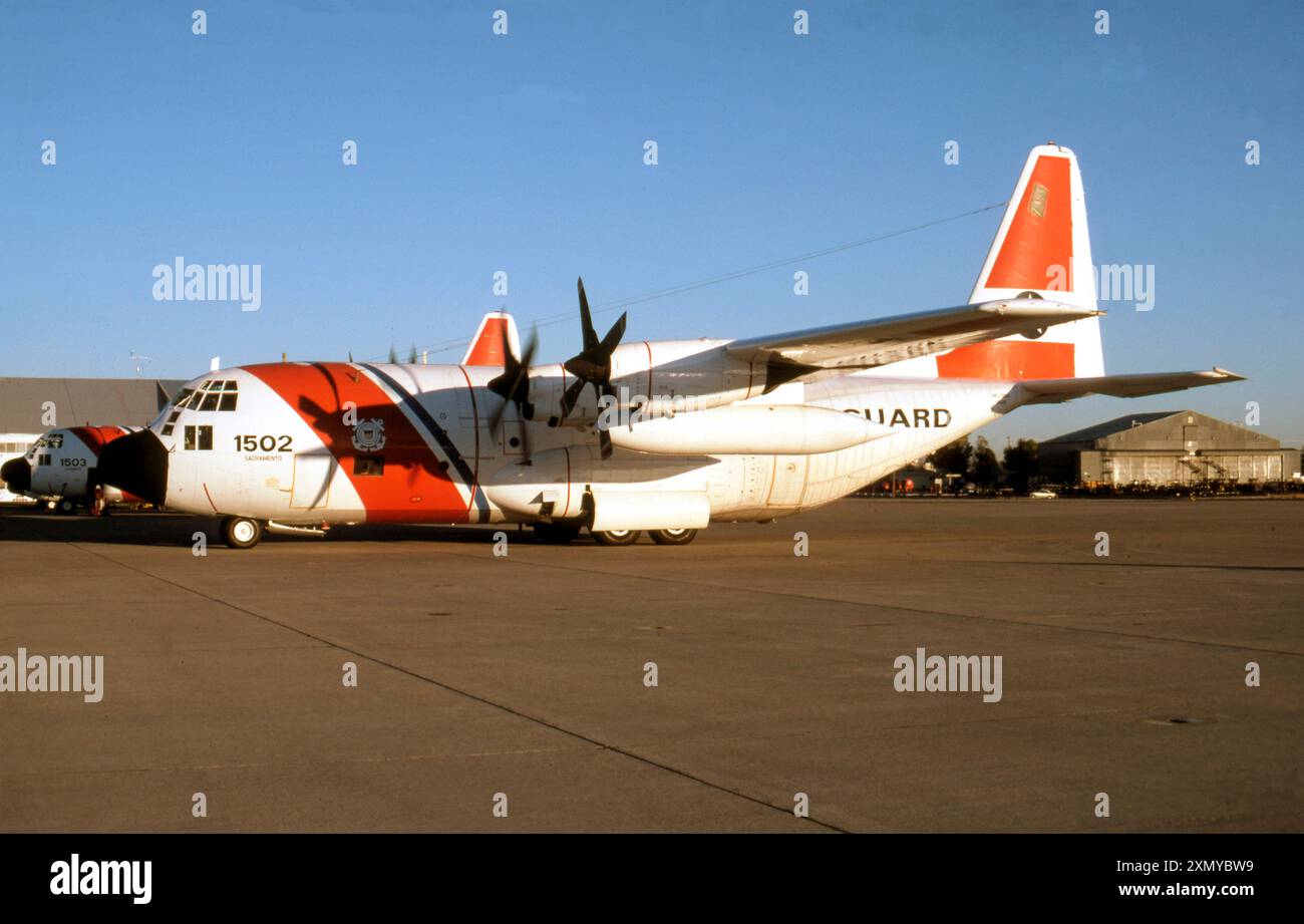Lockheed c 130 hercules coast guard hi-res stock photography and images ...