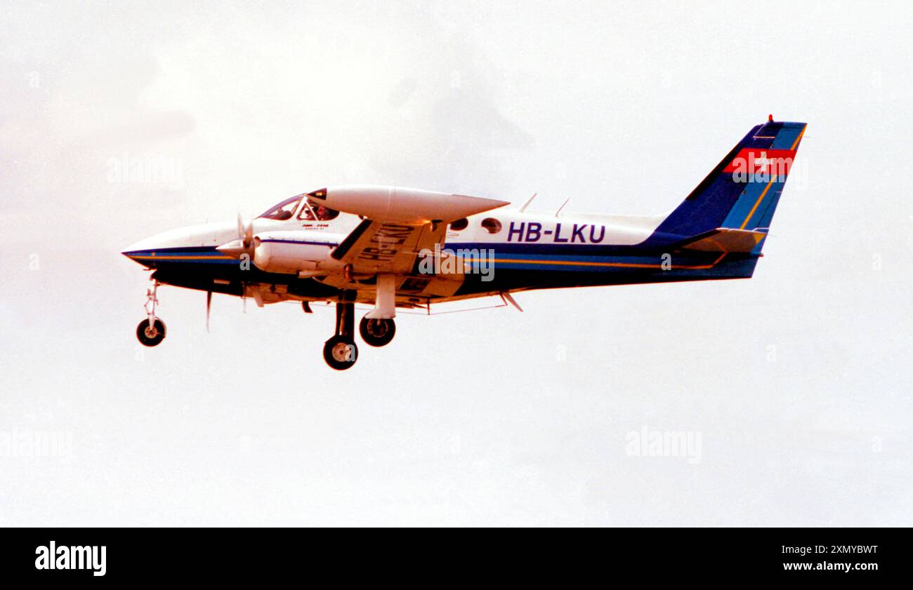 Cessna 340A III HB-LKU Stock Photo - Alamy