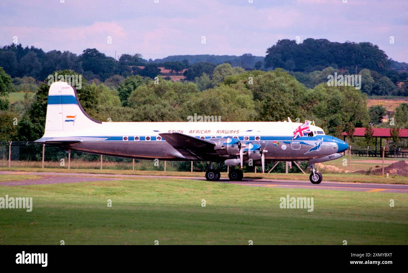 Douglas dc 4 hi-res stock photography and images - Alamy