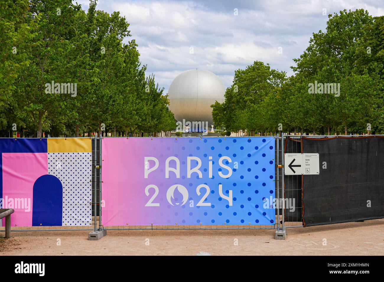Shiny tethered balloon in the Jardins des Tuileries for the Paris 2024 ...