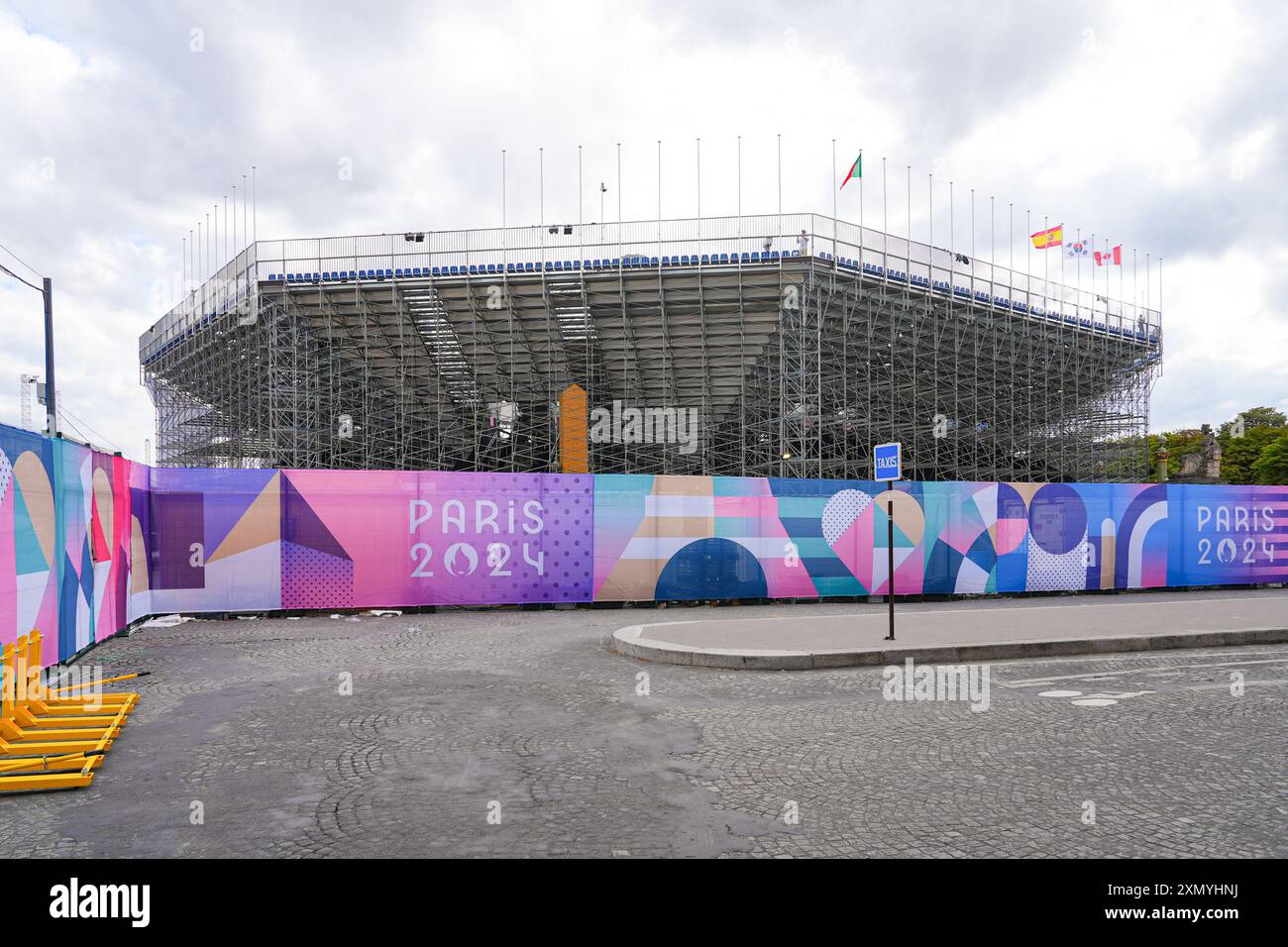 Temporary stadiums built with metallic framework on the Place de la ...