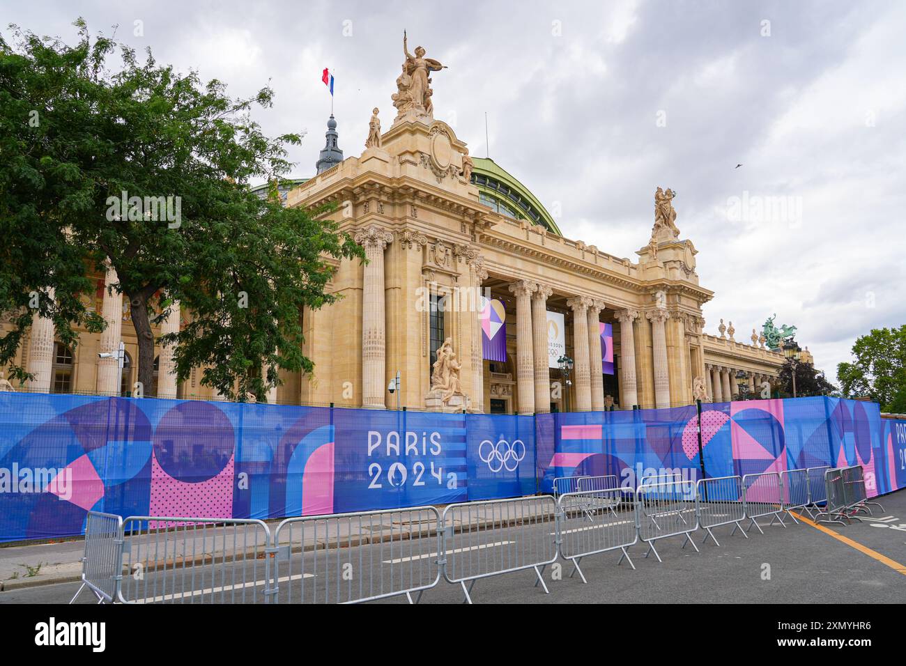 Facade of the Grand Palais, a competition venue of the Paris 2024 ...