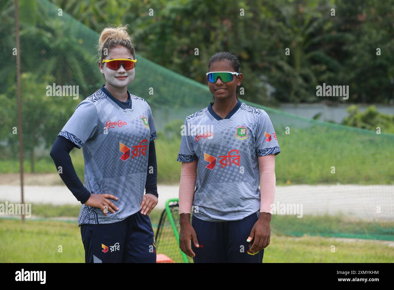 Bangladesh fast bowler Jahanara Alam (L) and Marufa Akhter (R) during ...