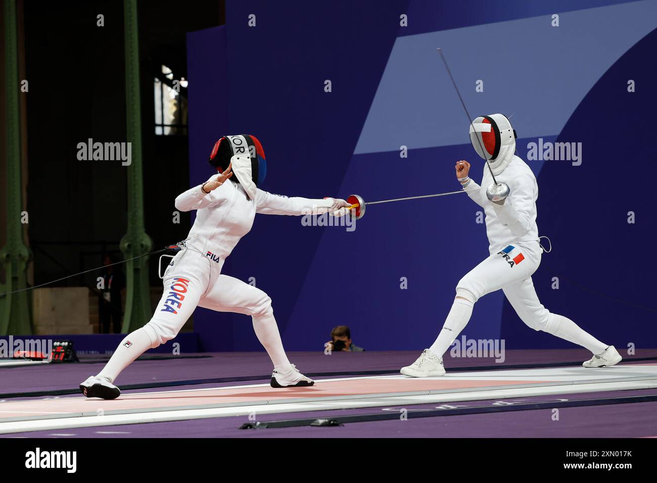 MALLO-BRETON Auriane of France SONG Sera of Republic of Korea Fencing ...