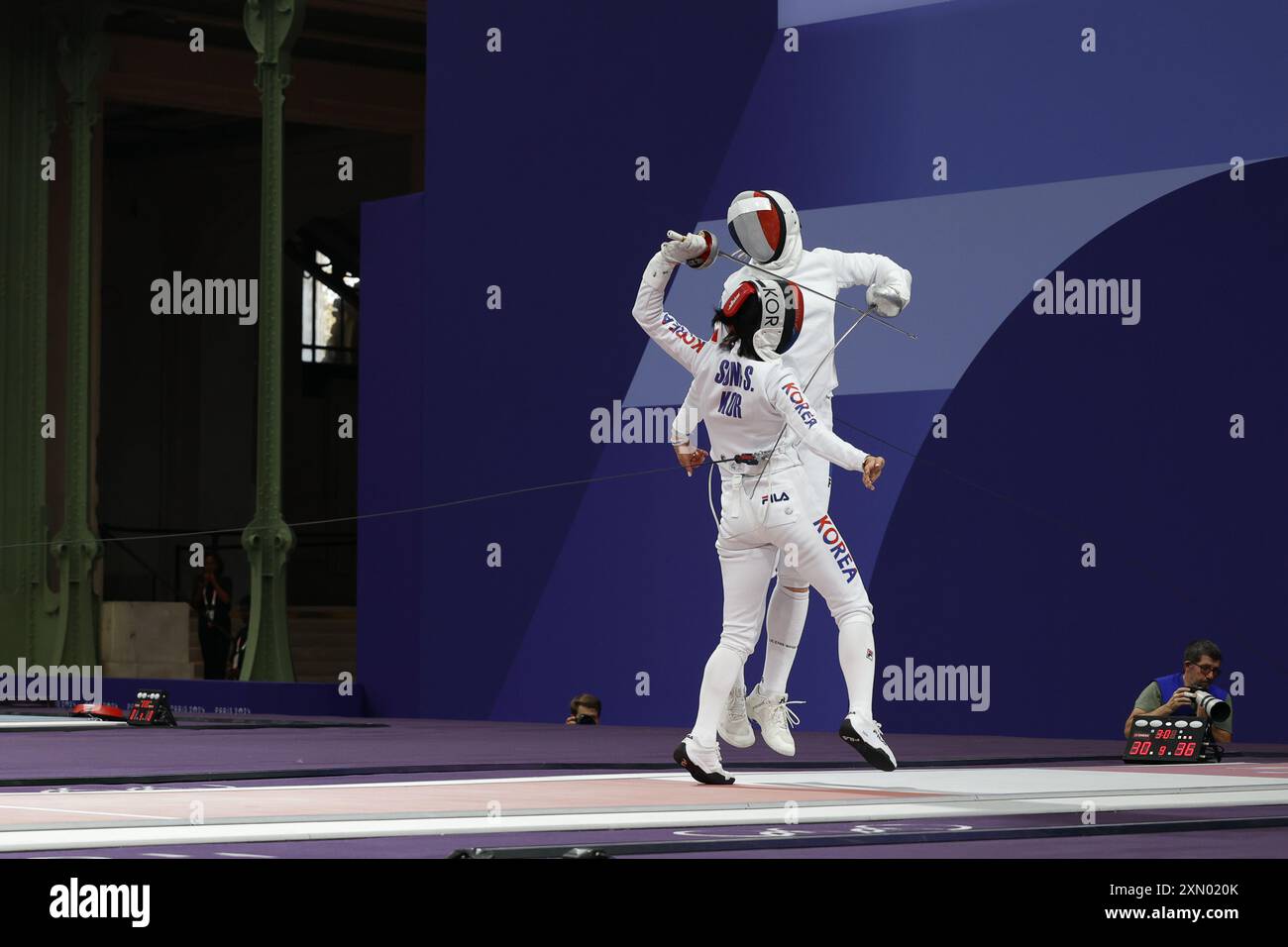 MALLO-BRETON Auriane of France SONG Sera of Republic of Korea Fencing ...