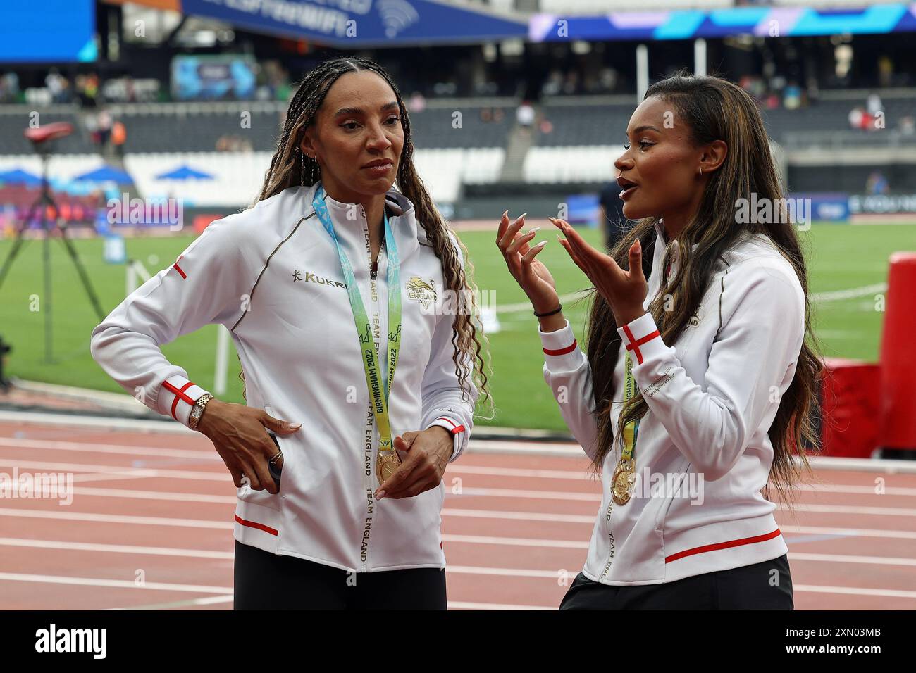Ashleigh Nelson & Imani Lansiquot with their Commonwealth 2022 4 X 100m ...