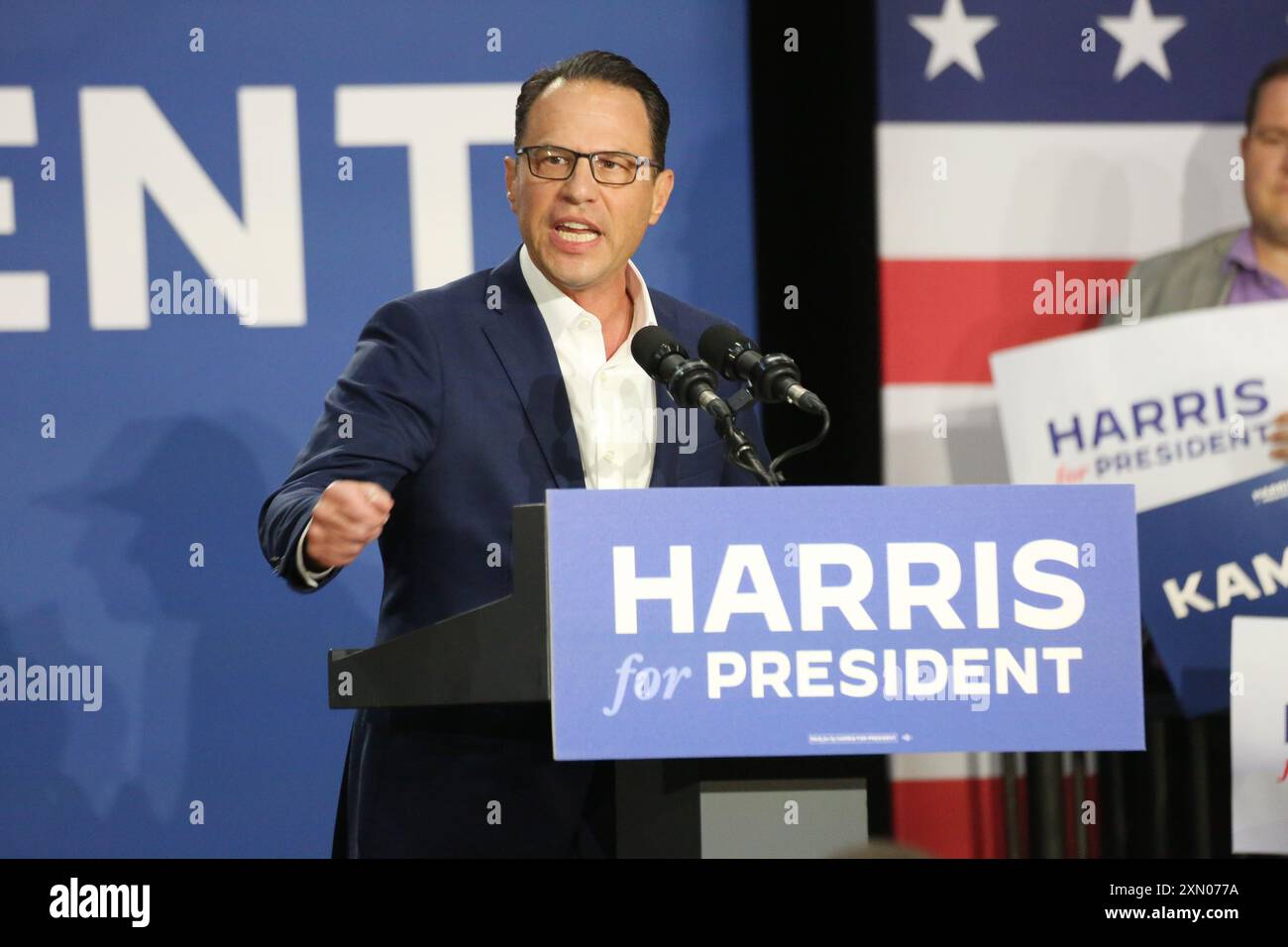 July 29, 2024: Governors Josh Shapiro and Gretchen Whitmer pictured at ...
