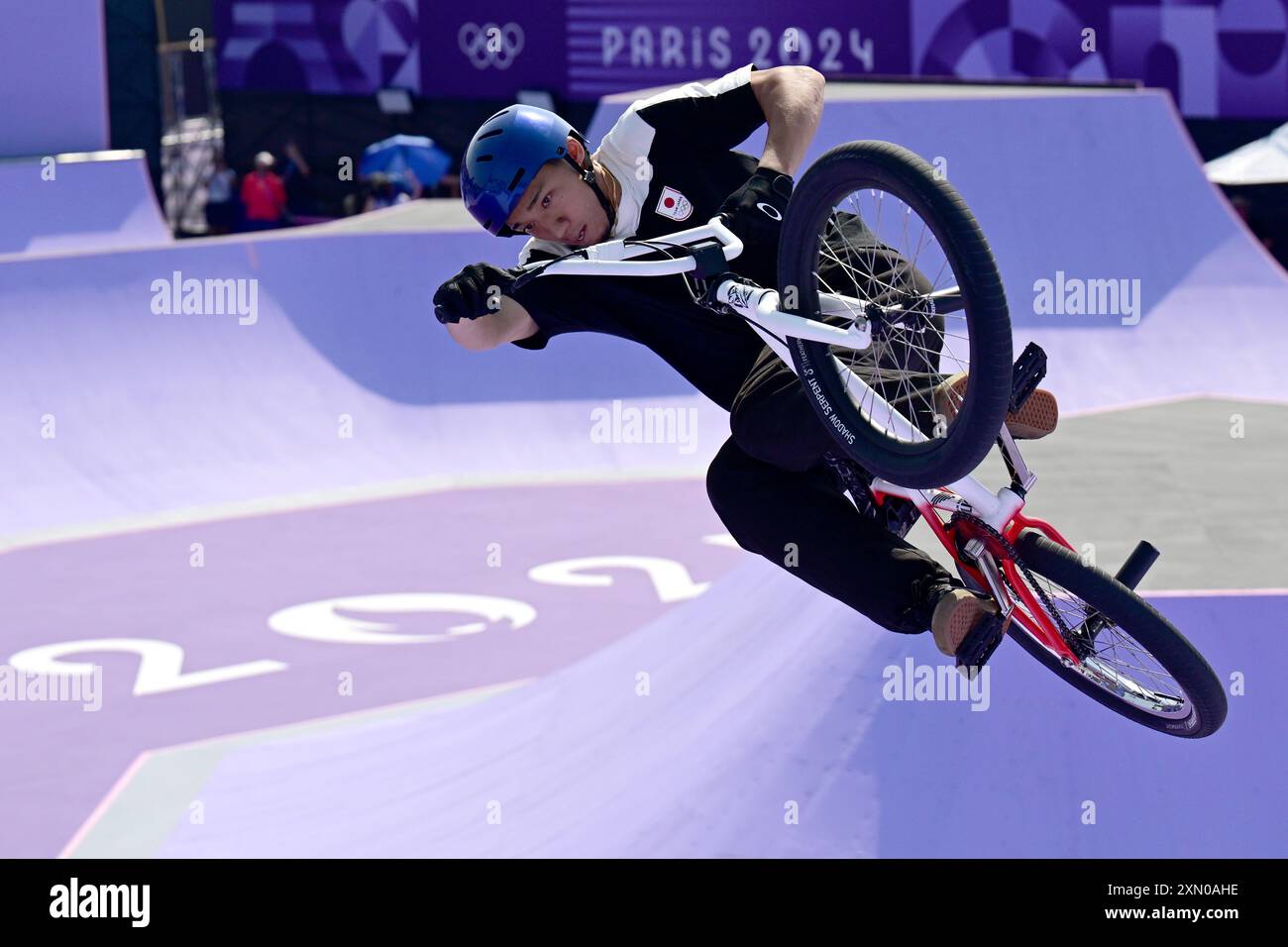 Olympics 2024 japan cycling hi-res stock photography and images - Alamy