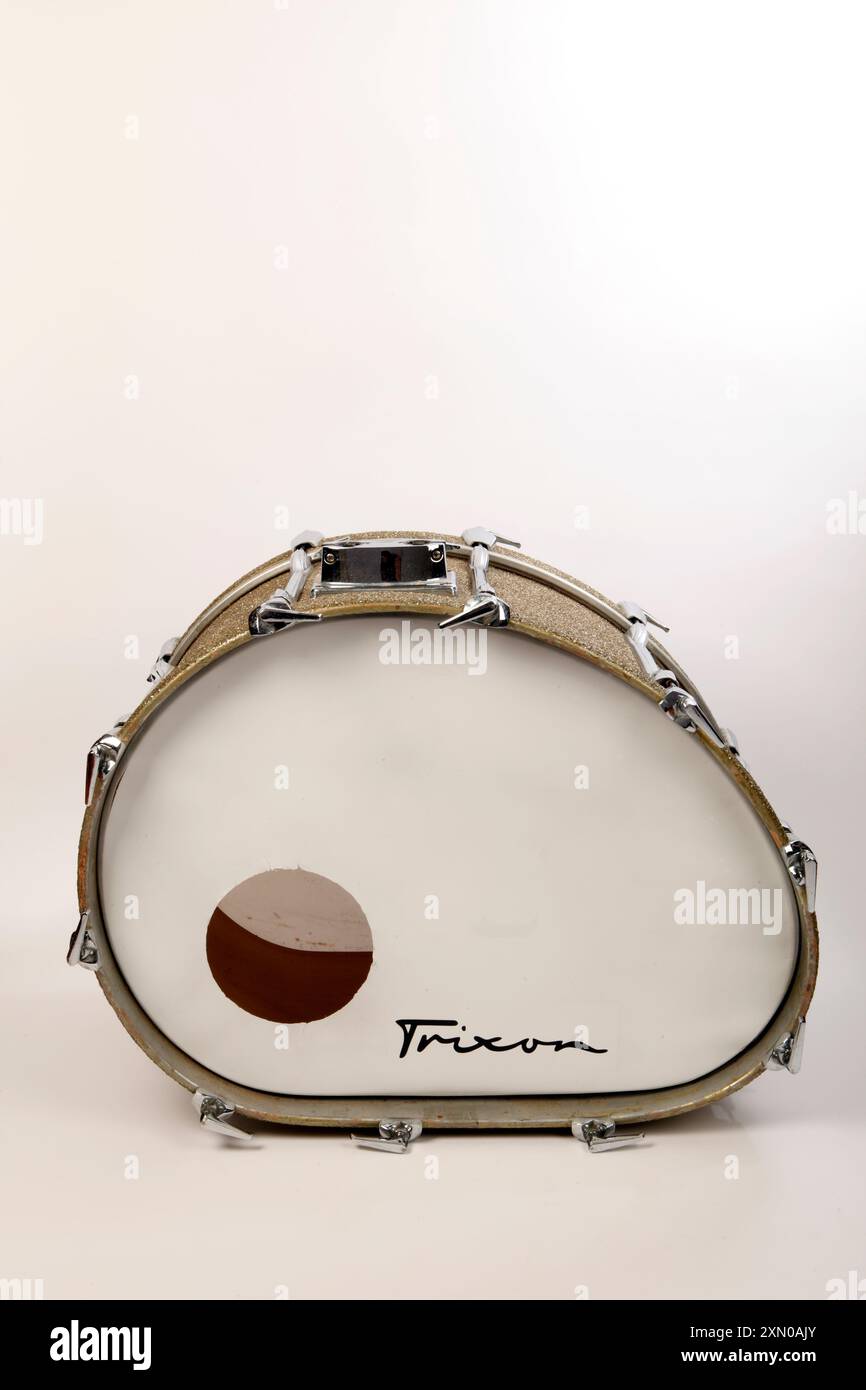 Trixon eliptical Bass Drum, legendary unique elliptical / ellipsoid ...