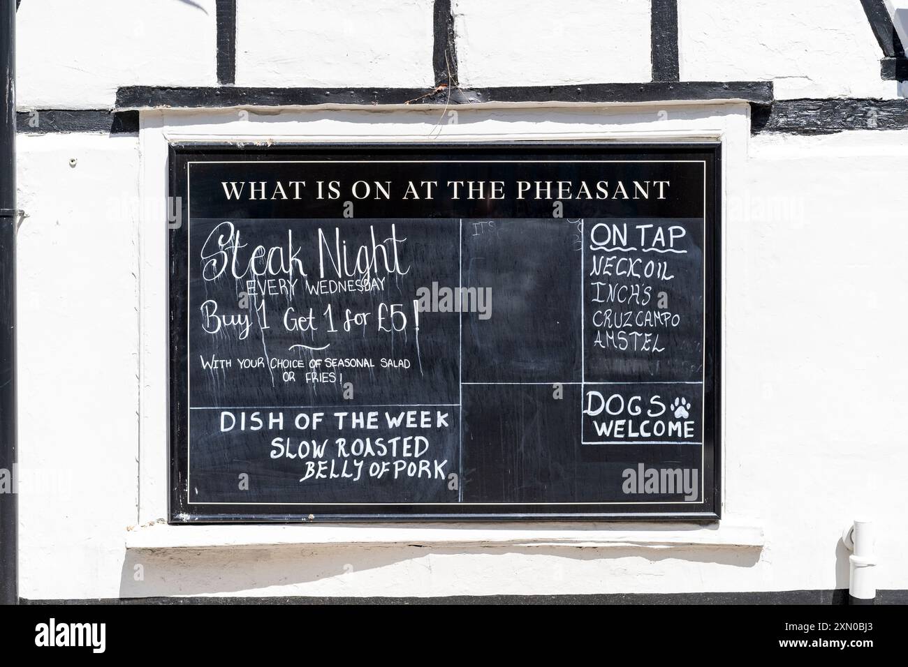 Pub advertising board hi-res stock photography and images - Alamy